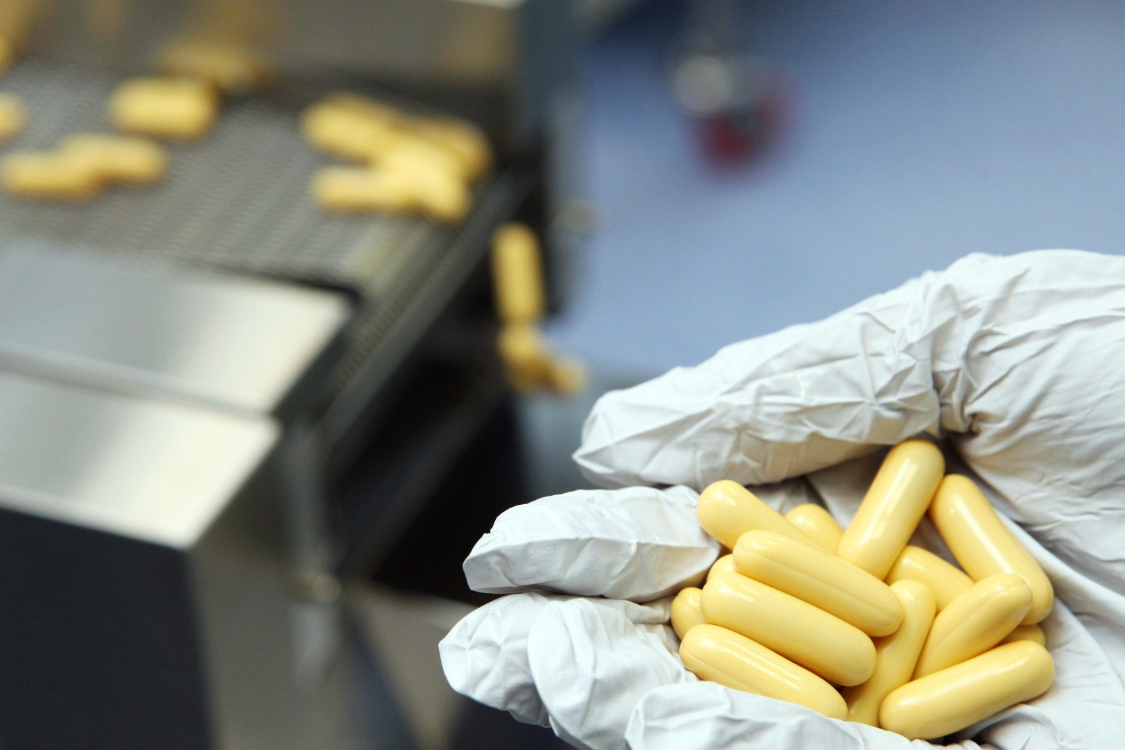 Overcome Vitamin Manufacturing Challenges | Makers Nutrition